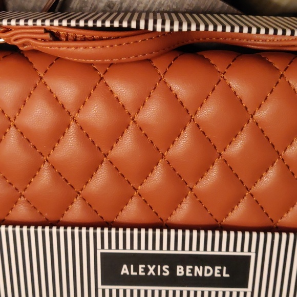 Alexis Bendel | Bags | Alexis Bendel Womens Bag | Poshmark